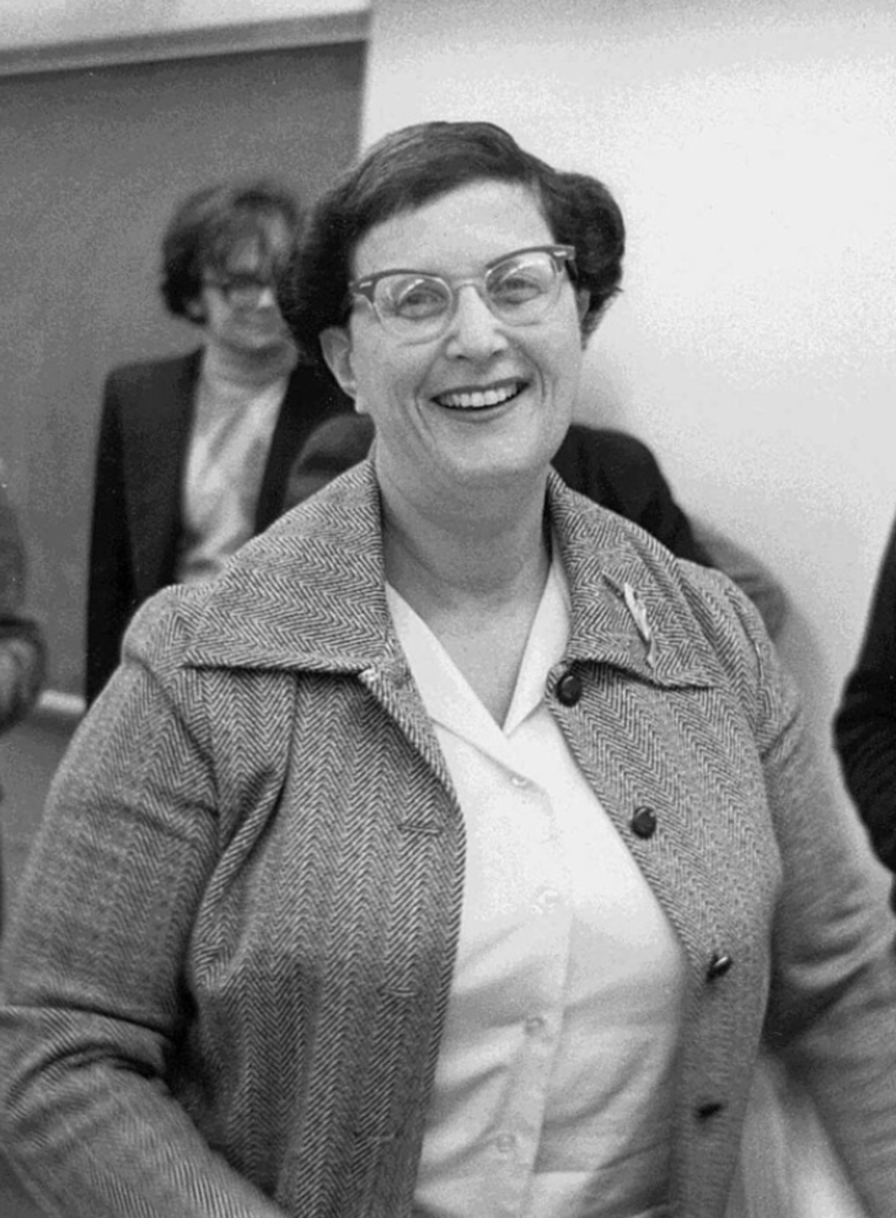 Nace Jean Sammet, pionera de los lenguajes de programación – Efemerides ...